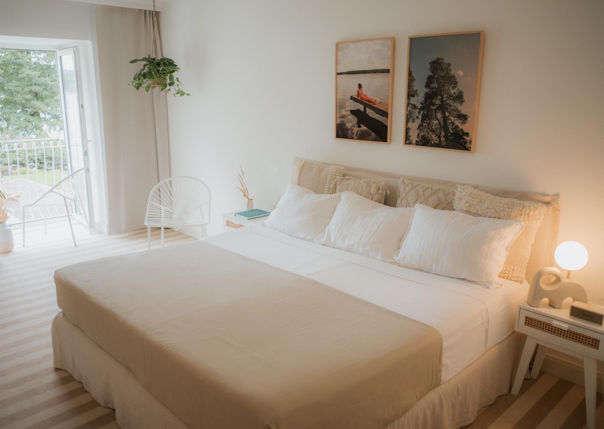 stay / hotel rooms | NOOK